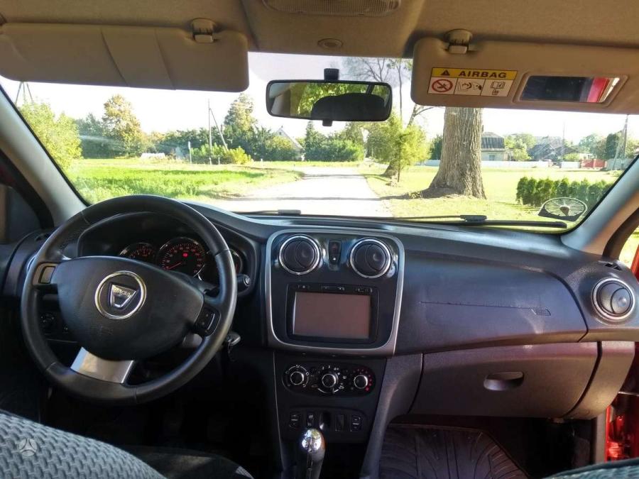 Sarkans Dacia Sandero 2016 Vilkaviškis, ar dzinēja tilpumu 1.46 L un nobraukumu 210 tūkst. km par 3250 €, foto 12 vietnē AUTOMOTO.COM.LV