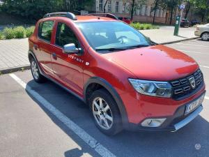 Sarkans Dacia Sandero 2019 Viļņa, ar dzinēja tilpumu 0.90 L un nobraukumu 149 tūkst. km par 5000 €, foto 3 vietnē AUTOMOTO.COM.LV