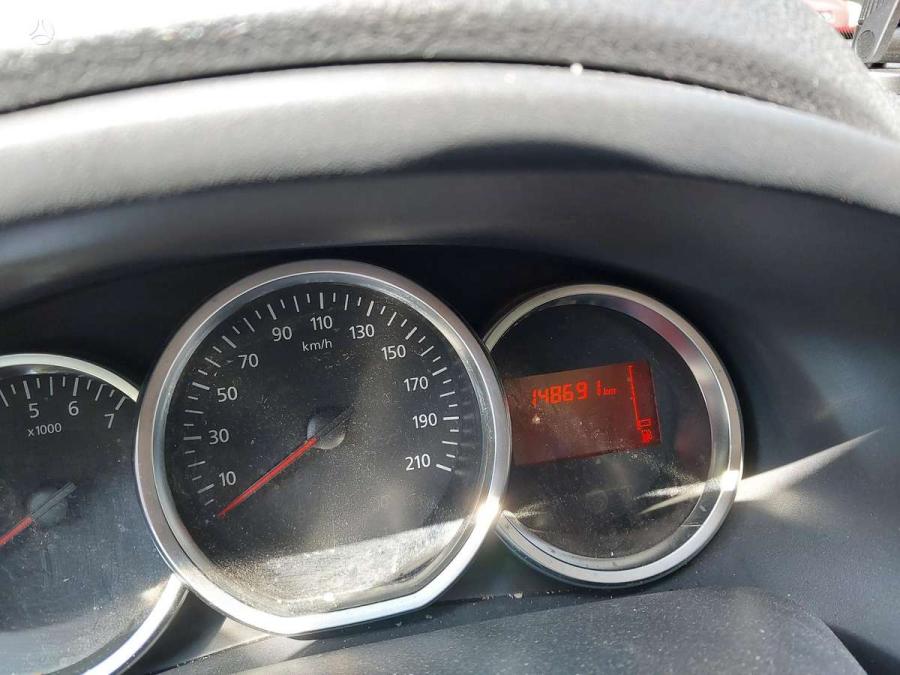 Sarkans Dacia Sandero 2019 Viļņa, ar dzinēja tilpumu 0.90 L un nobraukumu 149 tūkst. km par 5000 €, foto 6 vietnē AUTOMOTO.COM.LV