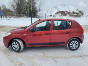 Red Dacia Sandero 2009 in Vilnius, with an engine capacity of 1.40 L and mileage of 106 thousand km for 1550 €, photo 7 on AUTOMOTO.COM.LV