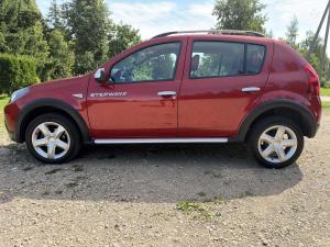 Sarkans Dacia Sandero 2012 Jurbarkas, ar dzinēja tilpumu 1.60 L un nobraukumu 175 tūkst. km par 2550 €, foto  vietnē AUTOMOTO.COM.LV