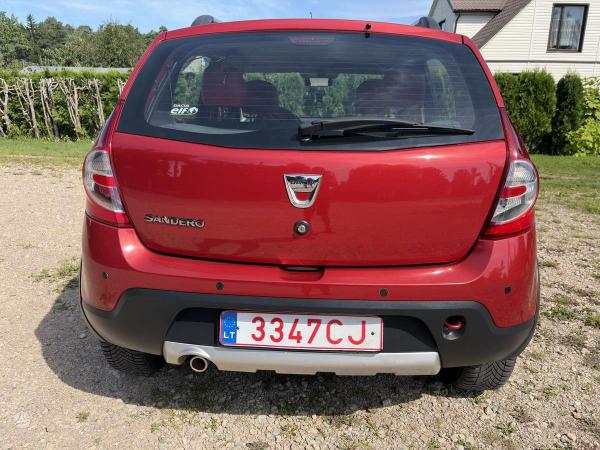 Sarkans Dacia Sandero 2012 Jurbarkas, ar dzinēja tilpumu 1.60 L un nobraukumu 175 tūkst. km par 2550 €, foto 8 vietnē AUTOMOTO.COM.LV