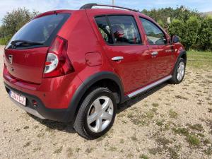 Sarkans Dacia Sandero 2012 Jurbarkas, ar dzinēja tilpumu 1.60 L un nobraukumu 175 tūkst. km par 2550 €, foto 10 vietnē AUTOMOTO.COM.LV