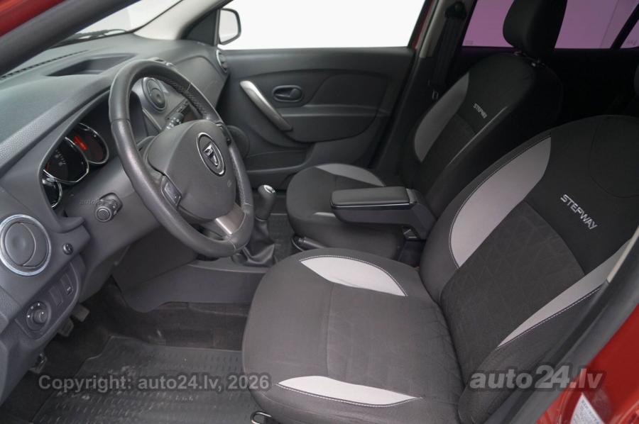 Red Dacia Sandero 2013 in Tallinn, with an engine capacity of 1.50 L and mileage of 169 thousand km for 99000 €, photo 8 on AUTOMOTO.COM.LV