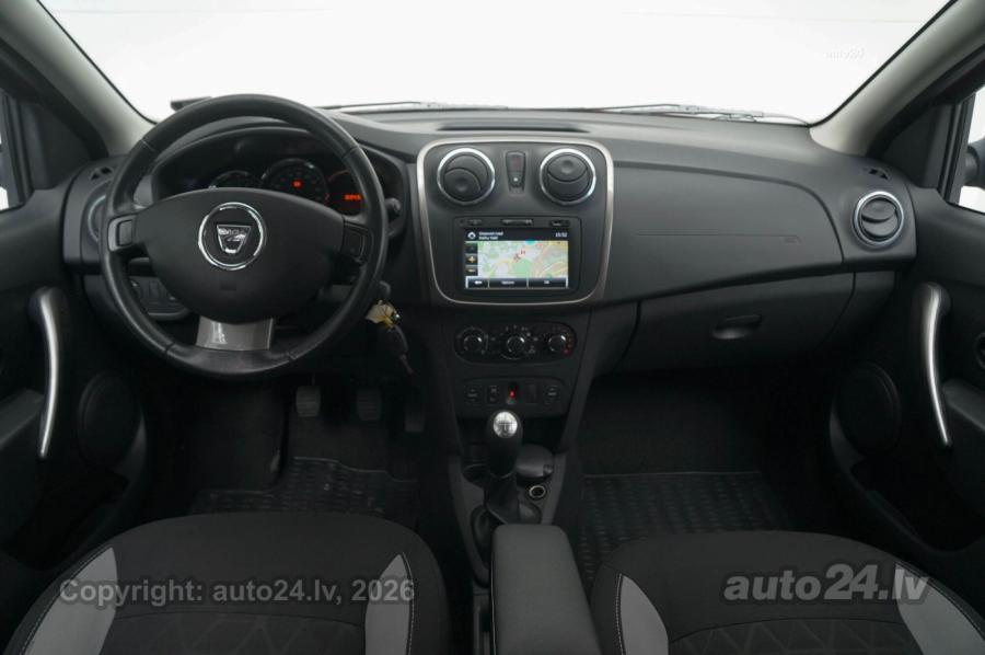 Red Dacia Sandero 2013 in Tallinn, with an engine capacity of 1.50 L and mileage of 169 thousand km for 99000 €, photo 9 on AUTOMOTO.COM.LV