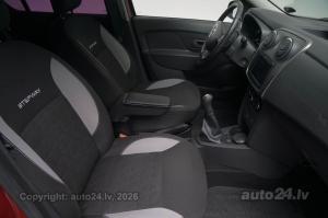 Red Dacia Sandero 2013 in Tallinn, with an engine capacity of 1.50 L and mileage of 169 thousand km for 99000 €, photo 10 on AUTOMOTO.COM.LV