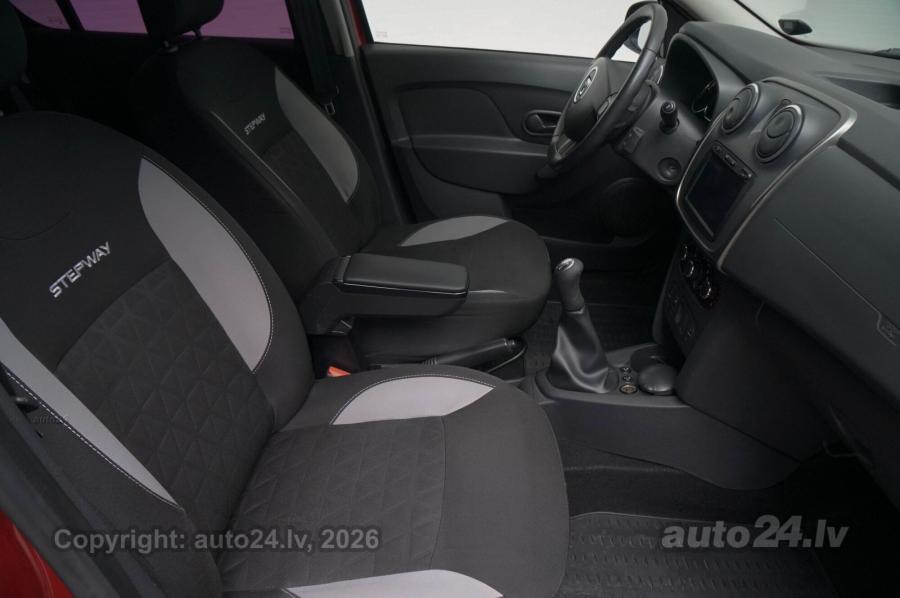 Red Dacia Sandero 2013 in Tallinn, with an engine capacity of 1.50 L and mileage of 169 thousand km for 99000 €, photo 10 on AUTOMOTO.COM.LV
