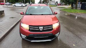 Sarkans Dacia Sandero 2014 Marijampole, ar dzinēja tilpumu 0.90 L un nobraukumu 166 tūkst. km par 3100 €, foto 3 vietnē AUTOMOTO.COM.LV