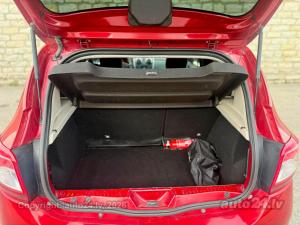 Sarkans Dacia Sandero 2015 Tallina, ar dzinēja tilpumu 1.50 L un nobraukumu 202 tūkst. km par 4600 €, foto 15 vietnē AUTOMOTO.COM.LV