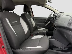 Red Dacia Sandero 2016 in Parnu, with an engine capacity of 0.90 L and mileage of 132 thousand km for 5990 €, photo 8 on AUTOMOTO.COM.LV