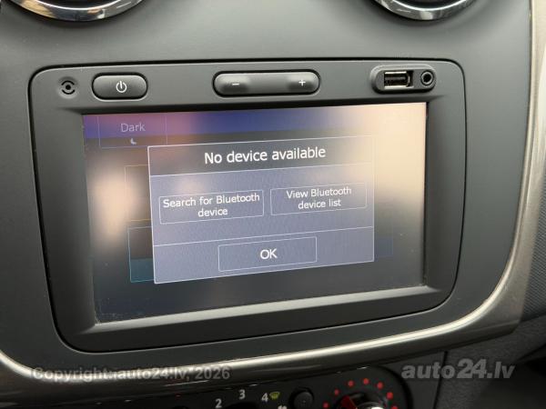 Dacia Sandero 2016 Pērnava vietnē Sarkans Dacia Sandero 2016 Pērnava, ar dzinēja tilpumu 0.90 L un nobraukumu 132 tūkst. km par 5990 €, foto 11 vietnē AUTOMOTO.COM.LV