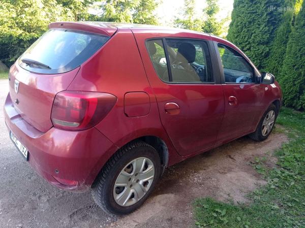 Red Dacia Sandero 2019 in Klaipeda, with an engine capacity of 1.00 L and mileage of 74 thousand km for 7500 €, photo 2 on AUTOMOTO.COM.LV