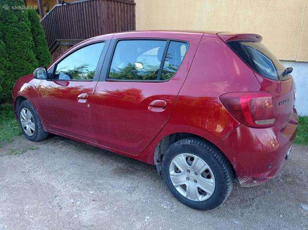 Red Dacia Sandero 2019 in Klaipeda, with an engine capacity of 1.00 L and mileage of 74 thousand km for 7500 €, photo 3 on AUTOMOTO.COM.LV