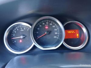 Red Dacia Sandero 2019 in Klaipeda, with an engine capacity of 1.00 L and mileage of 74 thousand km for 7500 €, photo 5 on AUTOMOTO.COM.LV
