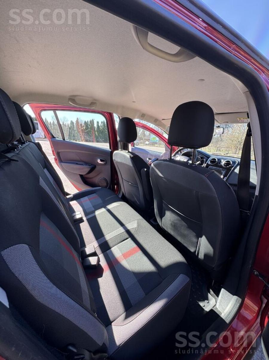 Red Dacia Sandero 2020 in Riga, with an engine capacity of 0.90 L and mileage of 146 thousand km for 4800 €, photo 8 on AUTOMOTO.COM.LV