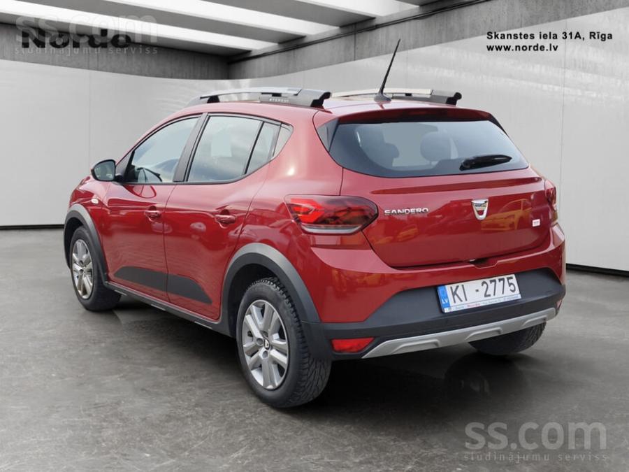 Red Dacia Sandero 2021 in Riga, with an engine capacity of 1.00 L and mileage of 54 thousand km for 10950 €, photo 3 on AUTOMOTO.COM.LV