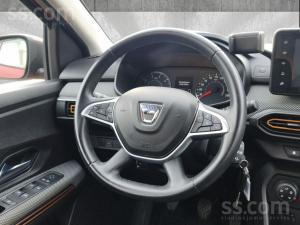 Red Dacia Sandero 2021 in Riga, with an engine capacity of 1.00 L and mileage of 54 thousand km for 10950 €, photo 13 on AUTOMOTO.COM.LV