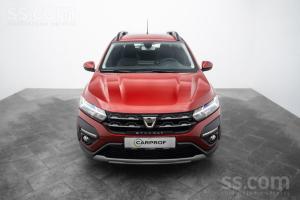 Sarkans Dacia Sandero 2022 Tallina, ar dzinēja tilpumu 1.00 L un nobraukumu 94 tūkst. km par 9998 €, foto 2 vietnē AUTOMOTO.COM.LV