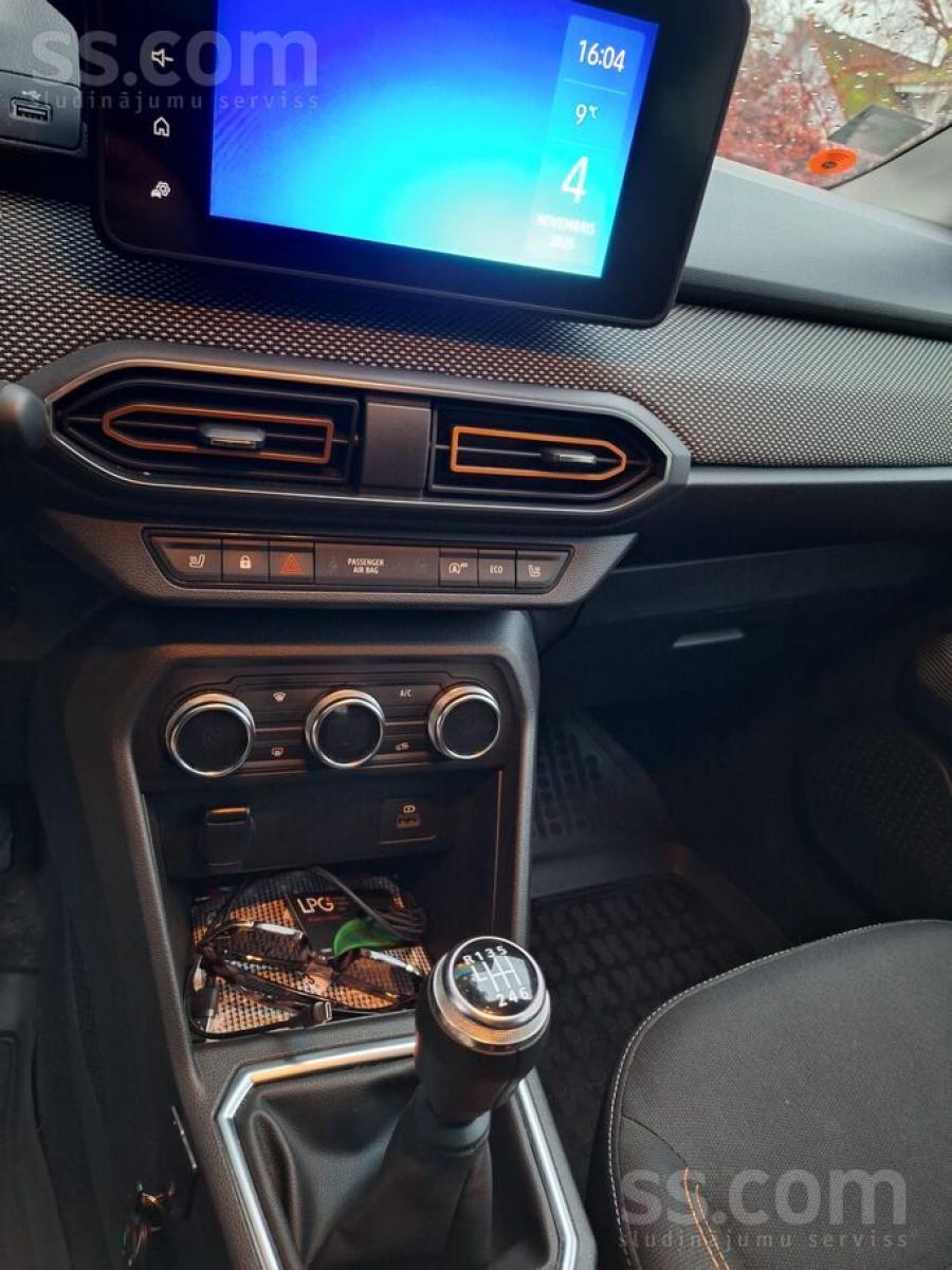 Sarkans Dacia Sandero 2022 Jūrmala, ar dzinēja tilpumu 1.00 L un nobraukumu 43 tūkst. km par 12300 €, foto 7 vietnē AUTOMOTO.COM.LV