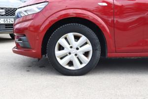 Sarkans Dacia Sandero 2022 Rīga, ar dzinēja tilpumu 1.00 L un nobraukumu 117 tūkst. km par 8990 €, foto 31 vietnē AUTOMOTO.COM.LV