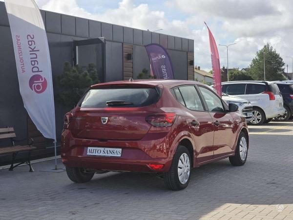 Red Dacia Sandero 2022 in Taurage, with an engine capacity of 1.00 L and mileage of 160 thousand km for 4600 €, photo 9 on AUTOMOTO.COM.LV
