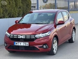 Sarkans Dacia Sandero 2023 Viļņa, ar dzinēja tilpumu 1.00 L un nobraukumu 80 tūkst. km par 13000 €, foto  vietnē AUTOMOTO.COM.LV
