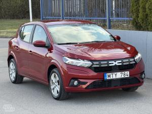 Sarkans Dacia Sandero 2023 Viļņa, ar dzinēja tilpumu 1.00 L un nobraukumu 80 tūkst. km par 13000 €, foto 7 vietnē AUTOMOTO.COM.LV
