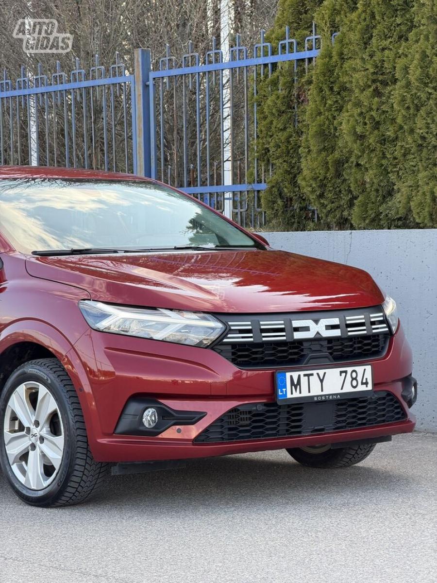 Sarkans Dacia Sandero 2023 Viļņa, ar dzinēja tilpumu 1.00 L un nobraukumu 80 tūkst. km par 13000 €, foto 8 vietnē AUTOMOTO.COM.LV