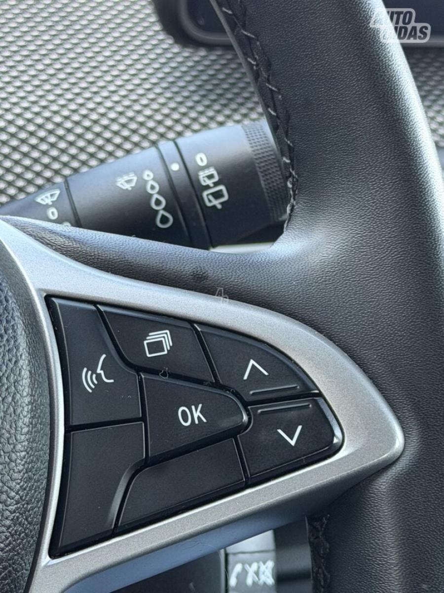 Sarkans Dacia Sandero 2023 Viļņa, ar dzinēja tilpumu 1.00 L un nobraukumu 80 tūkst. km par 13000 €, foto 15 vietnē AUTOMOTO.COM.LV