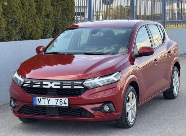 Red Dacia Sandero 2023 in Vilnius, with an engine capacity of 1.00 L and mileage of 80 thousand km for 11200 €, photo 1 on AUTOMOTO.COM.LV
