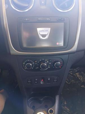 Sarkans Dacia Sandero 2016 Tauragė, ar dzinēja tilpumu 1.50 L un nobraukumu 229 tūkst. km par 4200 €, foto 20 vietnē AUTOMOTO.COM.LV