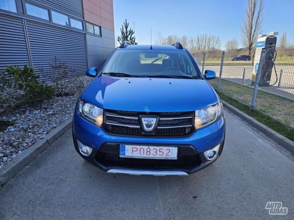 Синий Дачия sandero-stepway 2013 в Клуоналяй, объемом двигателя 1.50 л и пробегом 269 тыс. км за 3999 €, фото 2 на AUTOMOTO.COM.LV