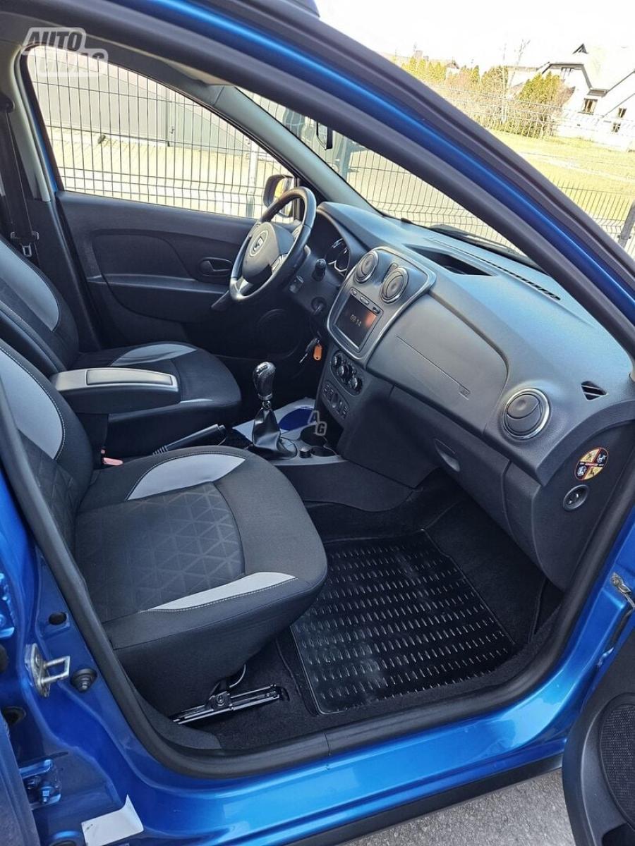 Zils Dacia sandero-stepway 2013 Kluonaliai, ar dzinēja tilpumu 1.50 L un nobraukumu 269 tūkst. km par 3999 €, foto 11 vietnē AUTOMOTO.COM.LV