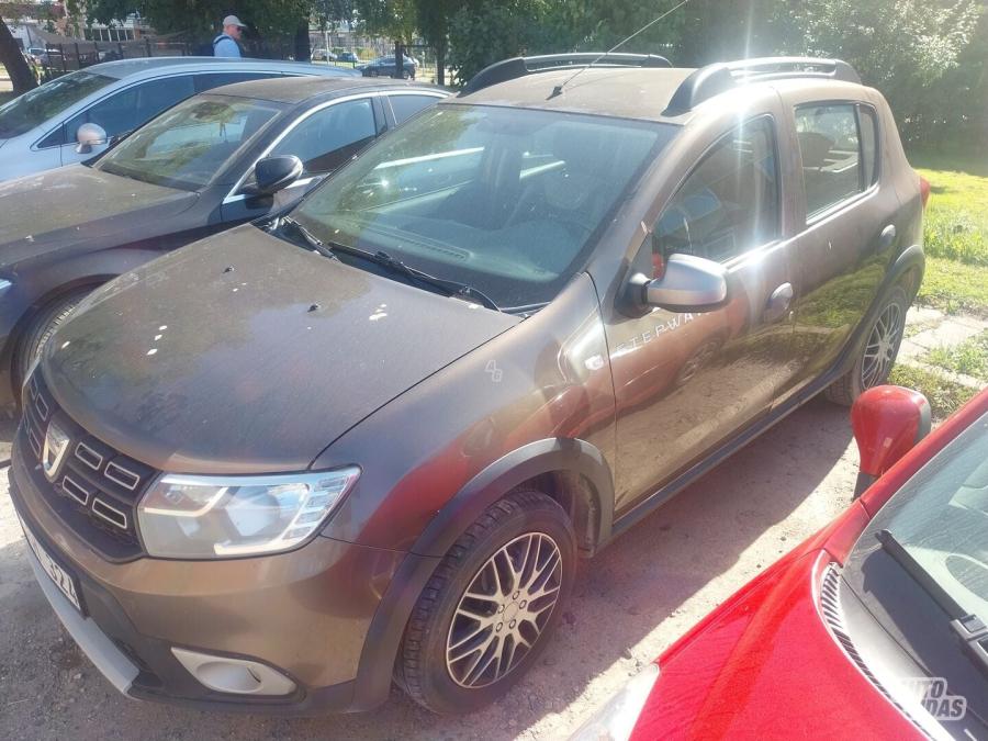 Brūns Dacia sandero-stepway 2019 Klaipėda, ar dzinēja tilpumu 1.50 L un nobraukumu 380 tūkst. km par 1999 €, foto 3 vietnē AUTOMOTO.COM.LV