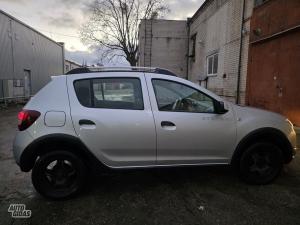 Grey Dacia sandero-stepway 2017 in Kaunas, with an engine capacity of 0.90 L and mileage of 135 thousand km for 4500 €, photo 6 on AUTOMOTO.COM.LV