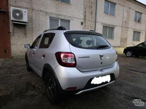 Grey Dacia sandero-stepway 2017 in Kaunas, with an engine capacity of 0.90 L and mileage of 135 thousand km for 4500 €, photo 9 on AUTOMOTO.COM.LV