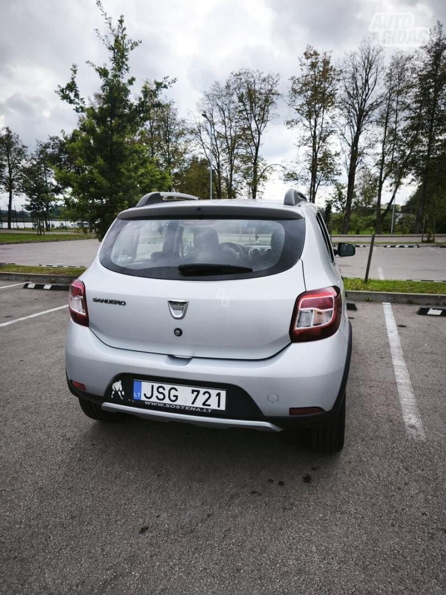 Серый Дачия sandero-stepway 2017 в Кайшядорис, объемом двигателя 1.50 л и пробегом 147 тыс. км за 7000 €, фото 5 на AUTOMOTO.COM.LV