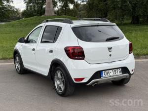 Balts Dacia Sandero 2019 Rīga, ar dzinēja tilpumu 0.90 L un nobraukumu 0 tūkst. km par 5350 €, foto 5 vietnē AUTOMOTO.COM.LV
