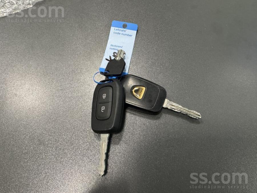 Balts Dacia Sandero 2019 Rīga, ar dzinēja tilpumu 0.90 L un nobraukumu 0 tūkst. km par 5350 €, foto 19 vietnē AUTOMOTO.COM.LV