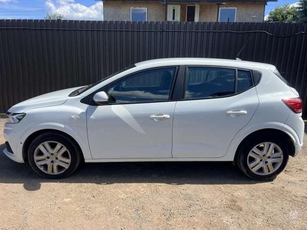 Balts Dacia Sandero 2021 Kauņa, ar dzinēja tilpumu 0.90 L un nobraukumu 98 tūkst. km par 4400 €, foto 5 vietnē AUTOMOTO.COM.LV