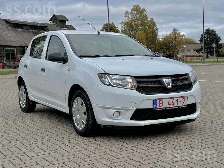 Balts Dacia Sandero 2014 Cēsis, ar dzinēja tilpumu 1.20 L un nobraukumu 253 tūkst. km par 3100 €, foto 1 vietnē AUTOMOTO.COM.LV
