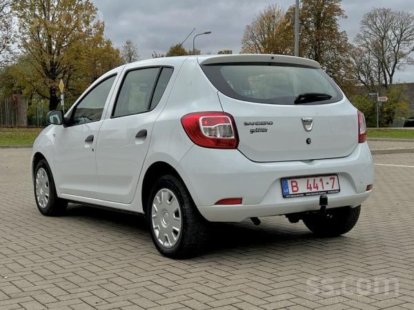 Balts Dacia Sandero 2014 Cēsis, ar dzinēja tilpumu 1.20 L un nobraukumu 253 tūkst. km par 3100 €, foto 3 vietnē AUTOMOTO.COM.LV