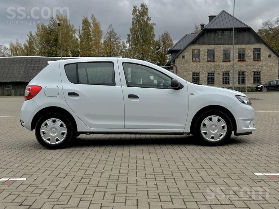 Balts Dacia Sandero 2014 Cēsis, ar dzinēja tilpumu 1.20 L un nobraukumu 253 tūkst. km par 3100 €, foto 6 vietnē AUTOMOTO.COM.LV