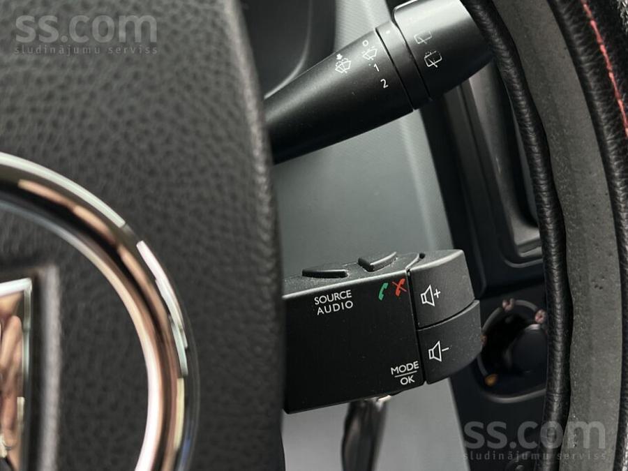 Balts Dacia Sandero 2014 Cēsis, ar dzinēja tilpumu 1.20 L un nobraukumu 253 tūkst. km par 3100 €, foto 17 vietnē AUTOMOTO.COM.LV