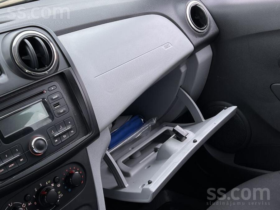 Balts Dacia Sandero 2014 Cēsis, ar dzinēja tilpumu 1.20 L un nobraukumu 253 tūkst. km par 3100 €, foto 19 vietnē AUTOMOTO.COM.LV