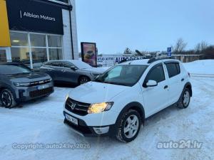 Balts Dacia Sandero 2015 Narva, ar dzinēja tilpumu 0.90 L un nobraukumu 66 tūkst. km par 5490 €, foto  vietnē AUTOMOTO.COM.LV
