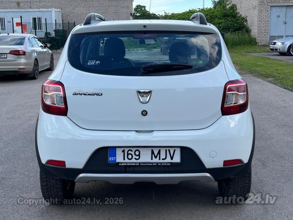 Balts Dacia Sandero 2015 Narva, ar dzinēja tilpumu 0.90 L un nobraukumu 60 tūkst. km par 3999 €, foto 6 vietnē AUTOMOTO.COM.LV