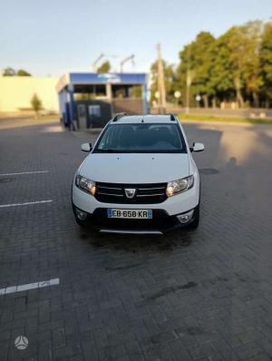 White Dacia Sandero 2016 in Taurage, with an engine capacity of 1.46 L and mileage of 240 thousand km for 3650 €, photo 3 on AUTOMOTO.COM.LV