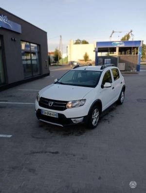 White Dacia Sandero 2016 in Taurage, with an engine capacity of 1.46 L and mileage of 240 thousand km for 3650 €, photo 4 on AUTOMOTO.COM.LV