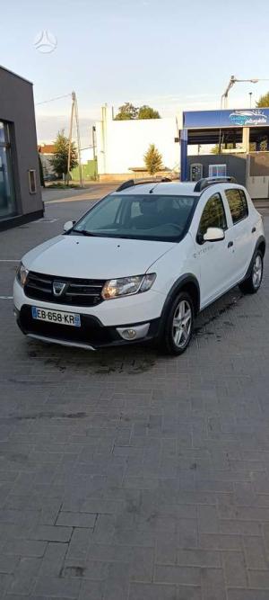 White Dacia Sandero 2016 in Taurage, with an engine capacity of 1.46 L and mileage of 240 thousand km for 3650 €, photo 5 on AUTOMOTO.COM.LV